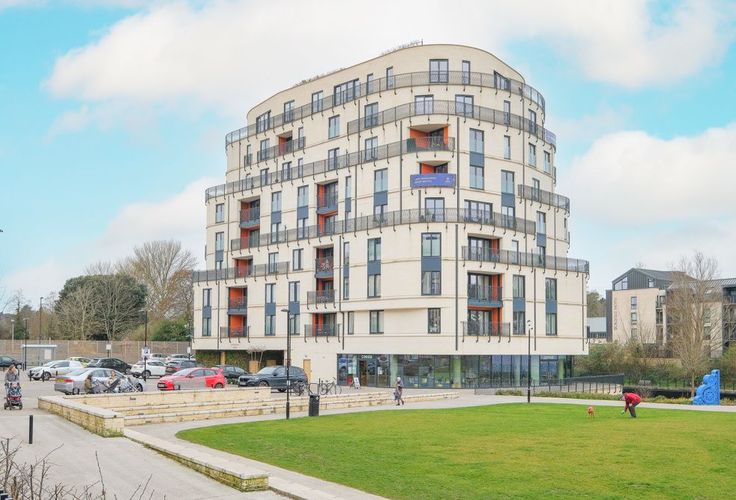 Properties to rent in Bath | Crisp Cowley